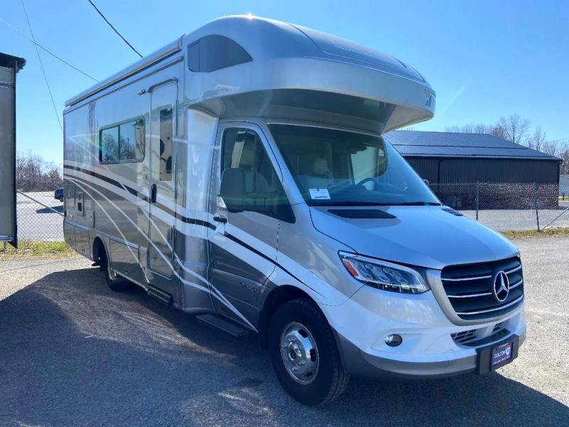 2021 Winnebago VIEW 24D Class C in North Tonawanda, NY | Trailer Trader