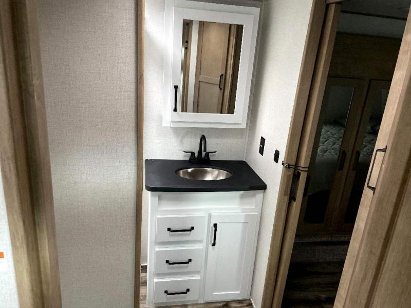 2022 Keystone RV RAPTOR 362 Toy Hauler in Orchard Park, NY | Trailer Trader