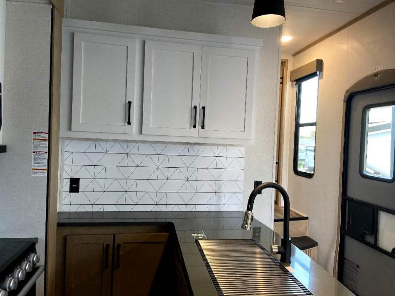 2022 Keystone RV CARBON 358 Toy Hauler | Trailer Trader