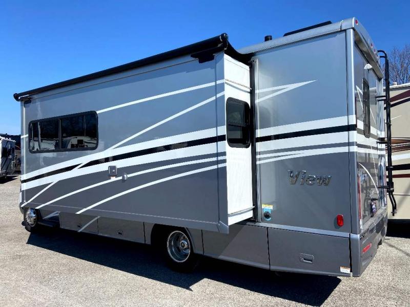 2021 Winnebago VIEW 24D Class C in North Tonawanda, NY | Trailer Trader