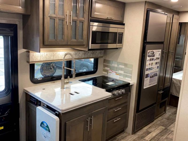 2021 Dynamax Corporation ISATA 5 SERIES 28SS in Orchard Park, NY ...