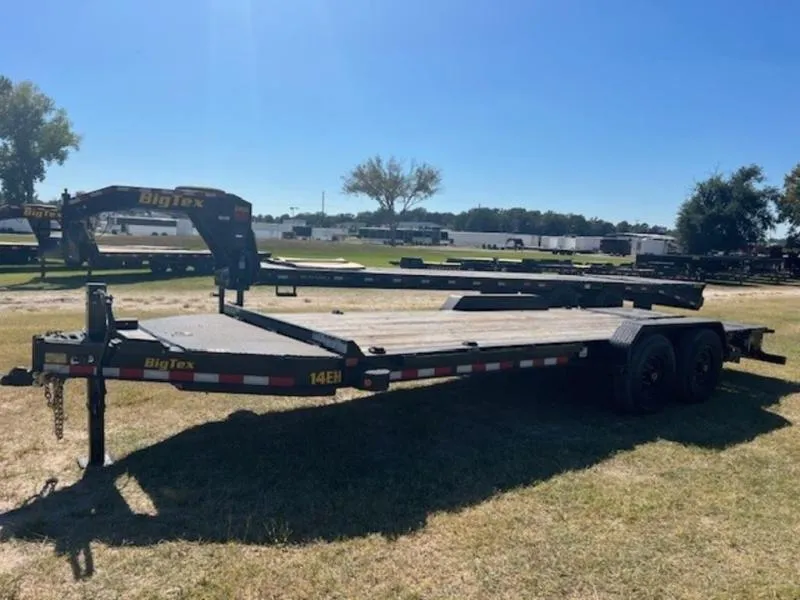 2025 Big Tex Trailers 14EH Horse Trailer in Willspoint, TX | Trailer Trader