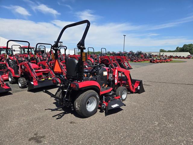 2024 Mahindra 1120 20HP HST 4WD Sub-Compact Tractor w/Loader & 5 in ...