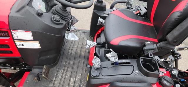 2024 Mahindra 1126 26HP HST 4WD Sub-Compact Tractor W/Loader in ...