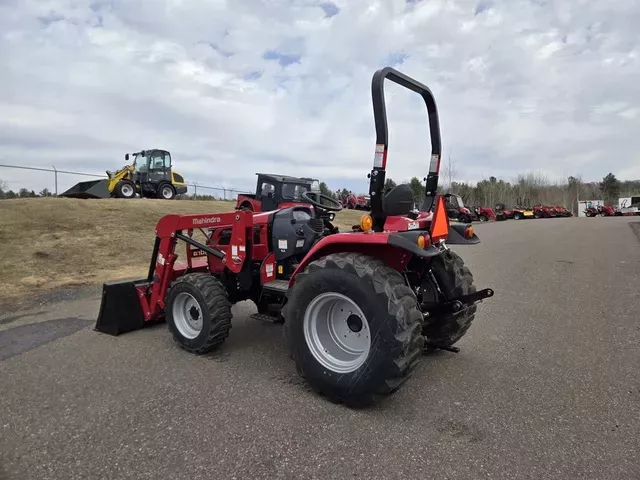 2025 Mahindra 2638 - 37.4HP HST 4WD Compact Utility Tractor W/Lo in ...