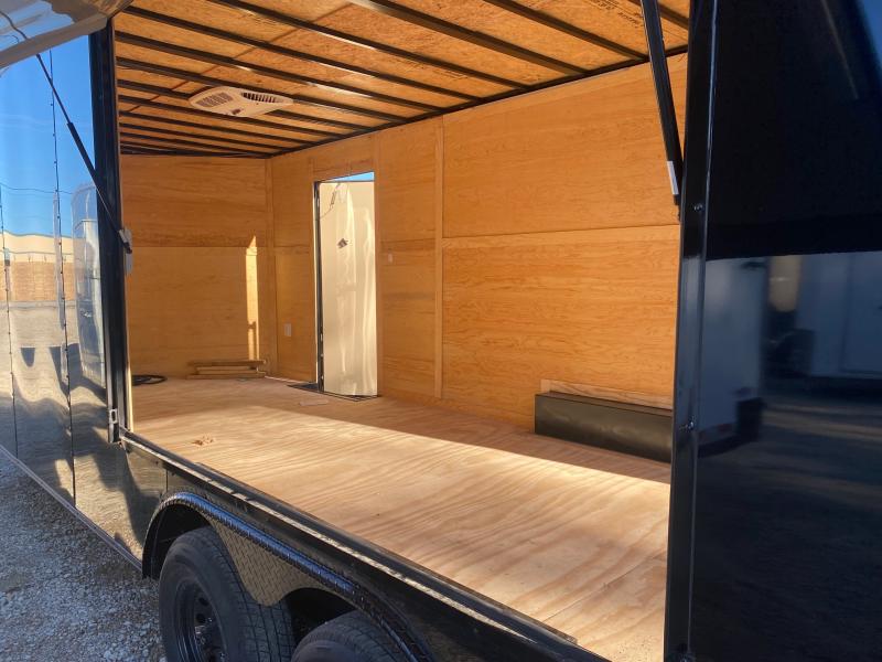 24' gullwing escape and A/C in Memphis, TN | Trailer Trader