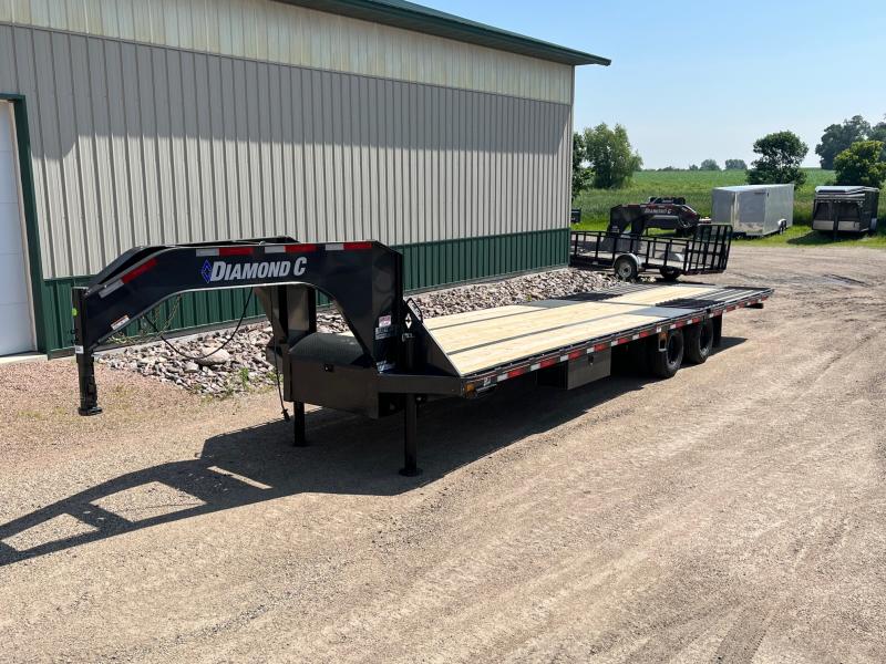 2023 Diamond C Trailers FMAX 210 32' Hydraulic Dovetail GN Flatbed ...