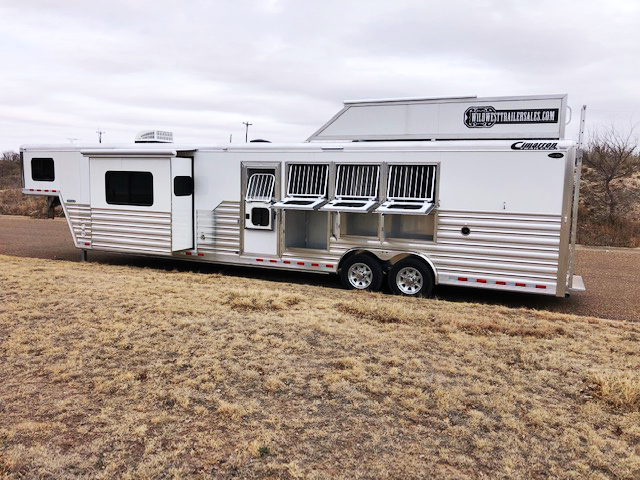 2020 Cimarron Trailers Living Quarters Horse Trailers Horse Trailer in ...