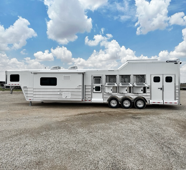 2023 Cimarron 4 Horse Norstar Living Quarter Horse Trailer in ...