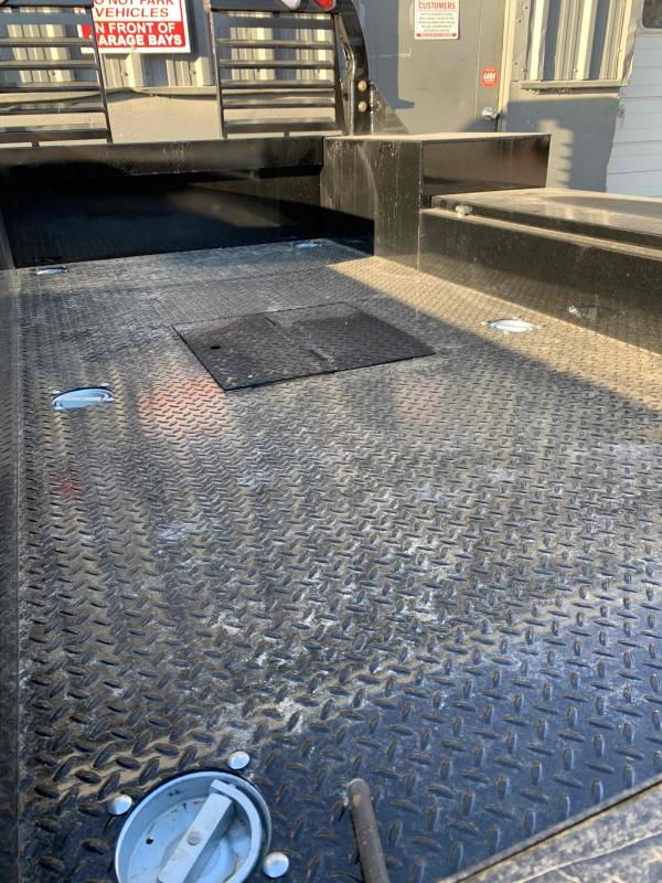 Bedrock MARBLE Truck Bed in Shelbyville, KY | Trailer Trader