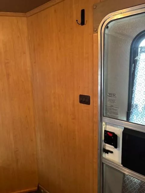 2002 Five Star 4 Horse with Bathroom PKG Horse Trailer in Shelbyville, TN | Trailer Trader