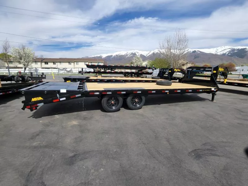 2026 Big Tex Trailers 25' (+5') GN with Singles 17.5K WHD Flatbed ...