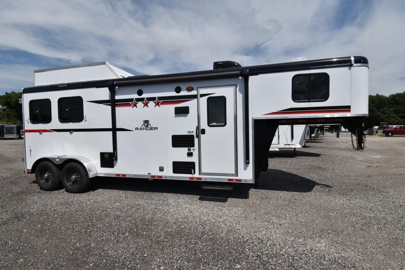 Home | KERLIN TRAILERS | Horse Trailer and Stock Trailer Sales, Service ...