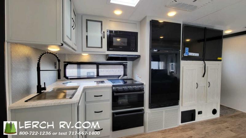 RVs for sale | Lerch RV | Fifth Wheels, Toy Haulers and Travel Trailers ...