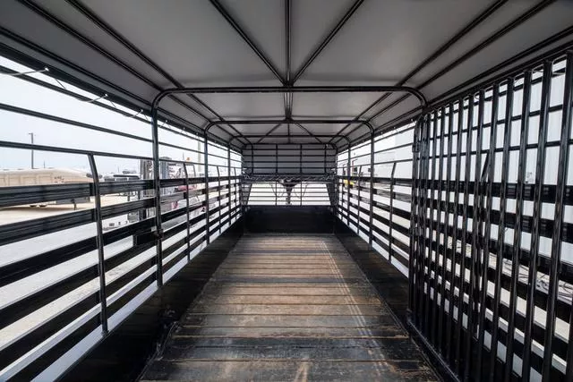 2017 CM Trailers 20 Ft Bar Top Stock Trailer in Seguin, TX | Trailer Trader