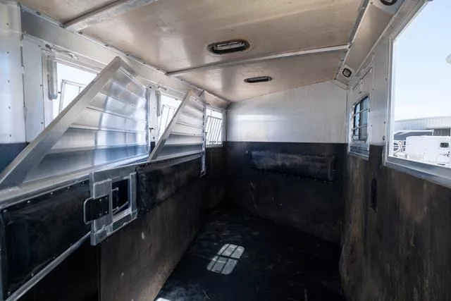 2001 Hart Trailers 3 Horse Trailer in Seguin, TX | Trailer Trader