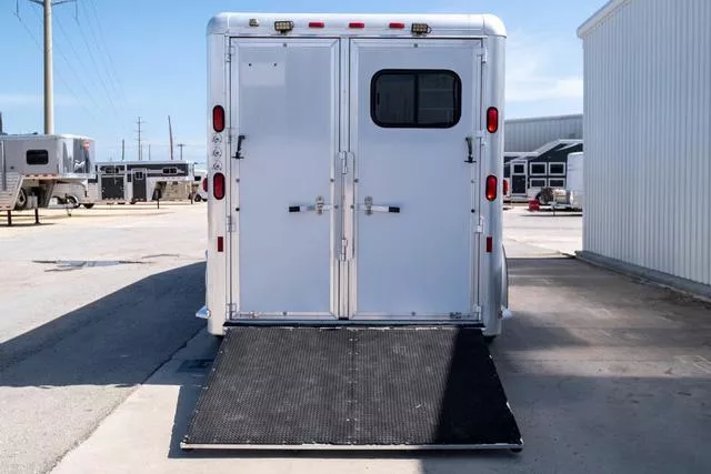 2001 Hart Trailers 3 Horse Trailer in Seguin, TX | Trailer Trader