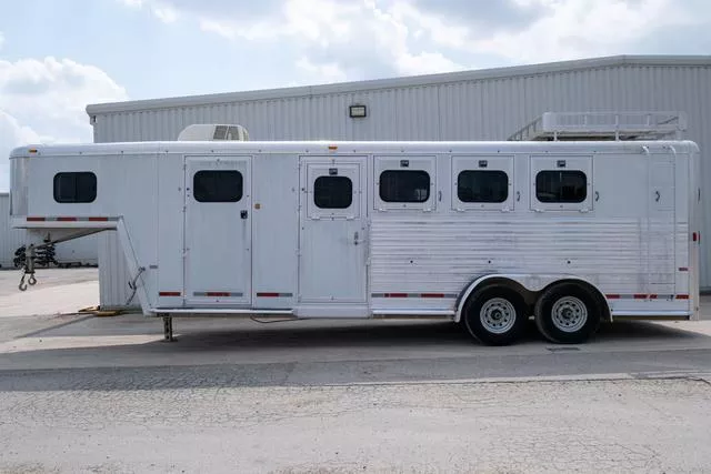 2003 Hart Trailers 4 Horse Weekender Trailer in Seguin, TX | Trailer Trader