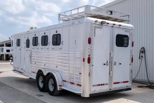 2003 Hart Trailers 4 Horse Weekender Trailer in Seguin, TX | Trailer Trader