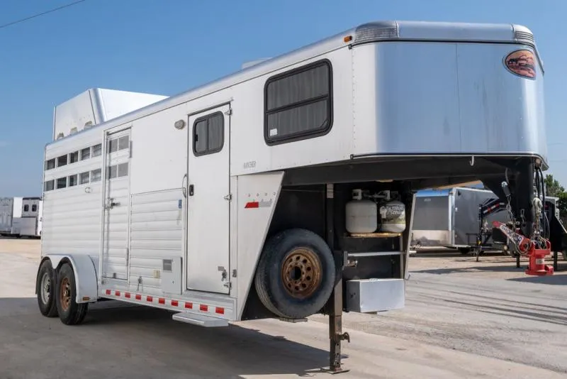 2011 Sundowner Trailers Rancher Stock Living Quarters Trailer in Seguin ...