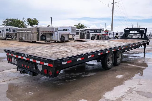 2017 PJ Trailers 32 Ft Flat Deck Utility Trailer in Seguin, TX ...