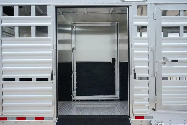 2024 Elite Trailers 30 Ft Show/Stock Trailer in Seguin, TX | Trailer Trader