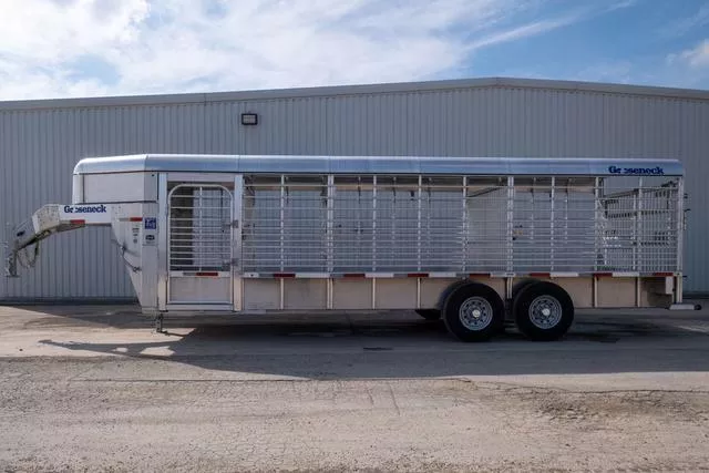 2025 Gooseneck 24 Ft Aluminum Stock Trailer in Seguin, TX | Trailer Trader