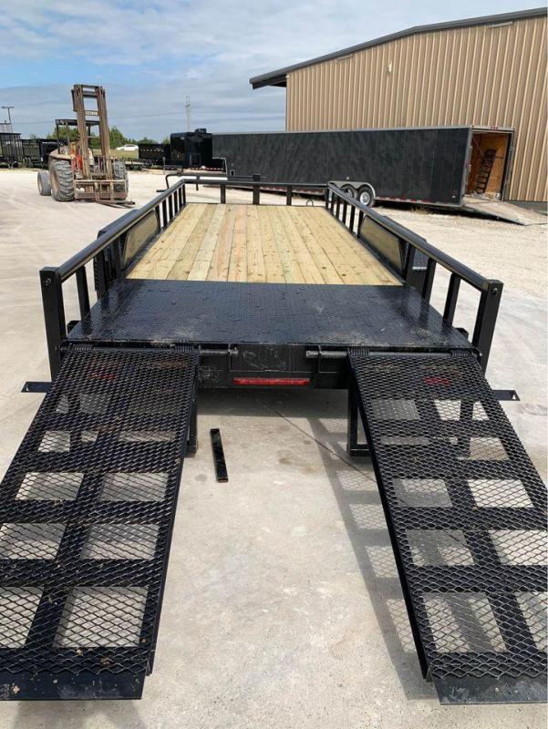 Equipment / Flatbed Trailers | Enclosed Trailers, Cargo trailers ...