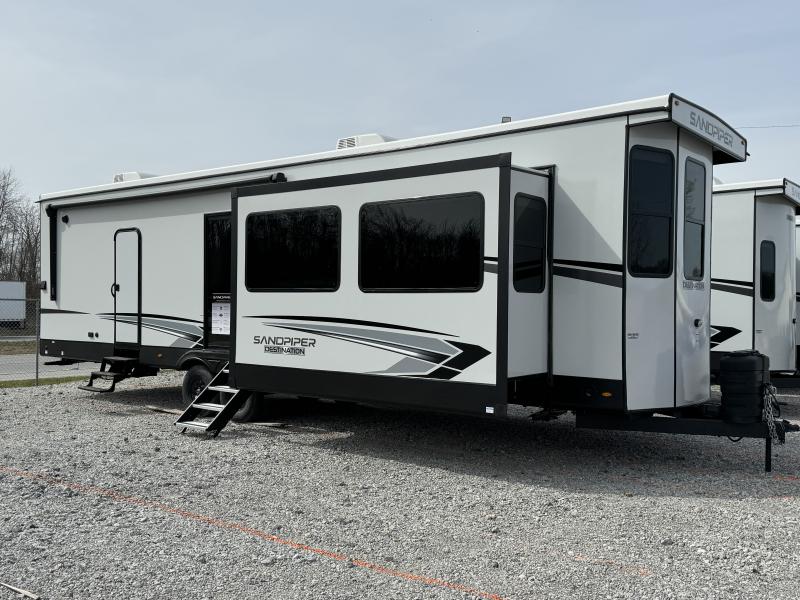 2024 Forest River Sandpiper 402FK Destination Trailer in Pierceton, IN ...