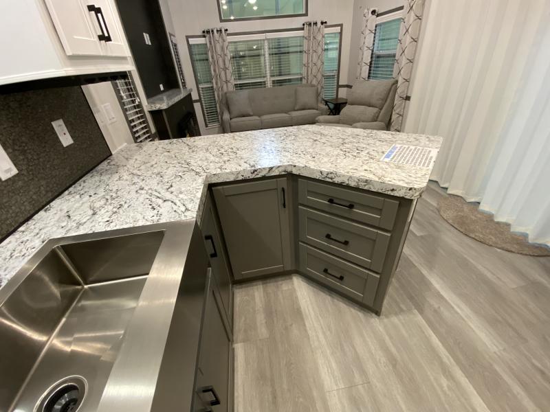 2023 Woodland Park Timber Ridge TR-260L Liberty RV Park Model in ...