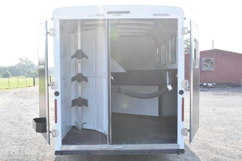 2022 Bison Trailers QUICK DRAW 7308 Horse Trailer | Near Me
