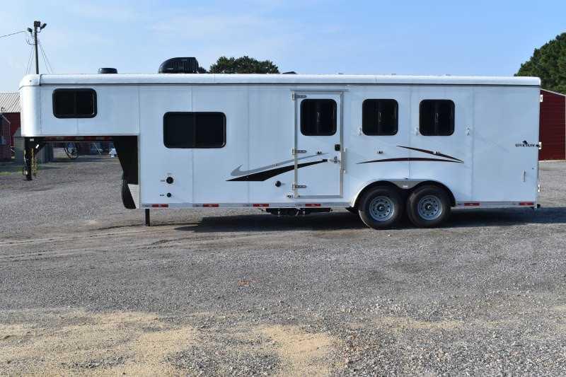 2022 Bison Trailers QUICK DRAW 7308 Horse Trailer | Near Me