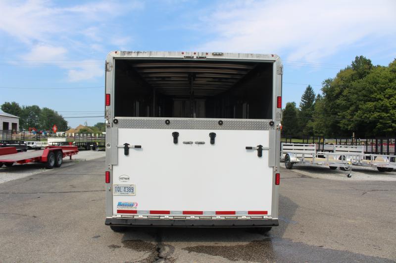 2014 Featherlite 8581-2HOA -STD Horse Trailer in Newbury, OH | Trailer Trader