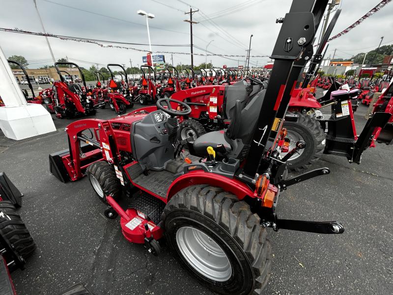 2023 Mahindra MAX 26XLT LOADER MOWER Tractor | Specialty Auto & RV ...