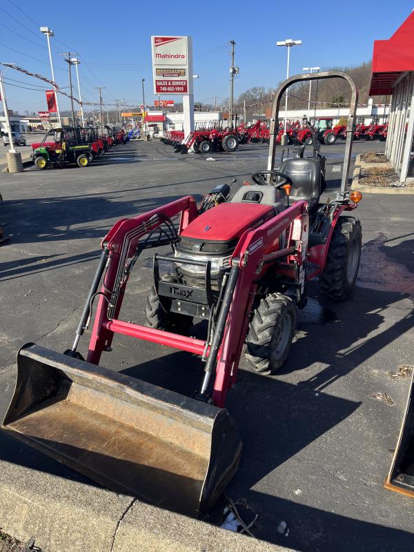 2014 Mahindra MAX 26 Tractor
