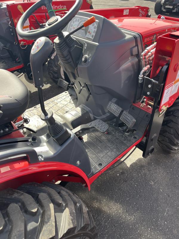 2023 Mahindra MAHINDRA MAX 26XLT HST LOADER Tractor