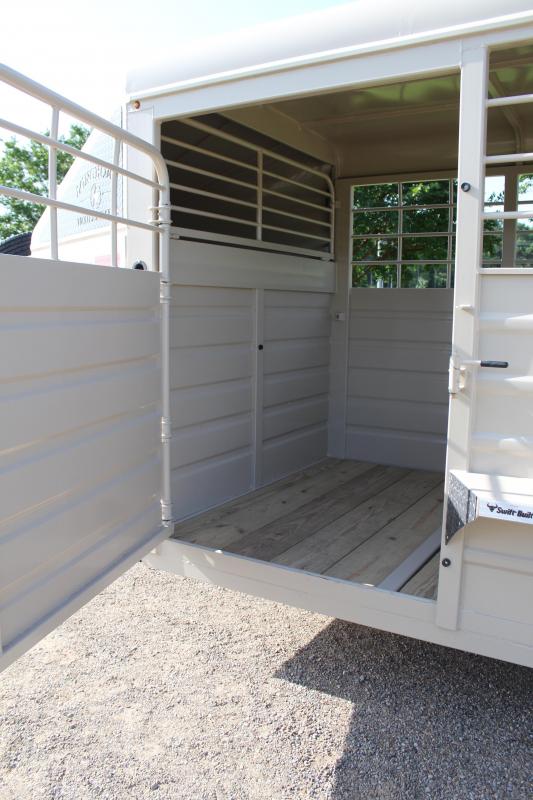 2022 Swift Built Trailers 20ft Stock Trailer with Full Metal Top ...