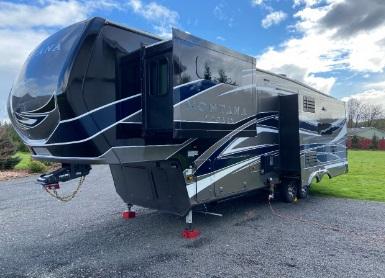 2021 Keystone Montana Legacy 3120RL Fifth Wheel with 4 Season LQ ...