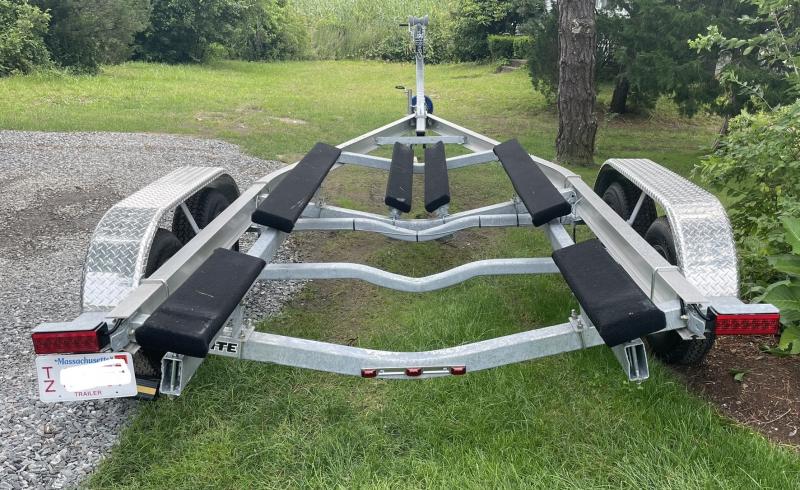 2023 Load Rite Aluminum Boat Trailer with Bunks in North Falmouth, MA ...