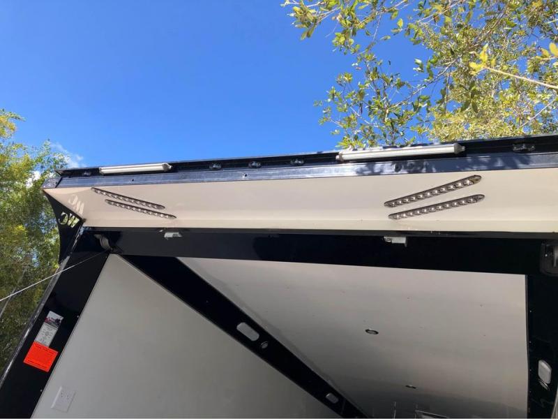 2021 Wells Cargo 8.5 x 32 Triple Axle Enclosed Race Car Hauler in ...