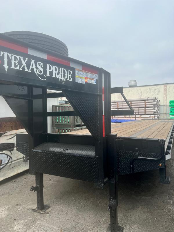 2022 Texas Pride 40'+5' Gooseneck Flatbed Trailer with Mammoth Ramps in ...