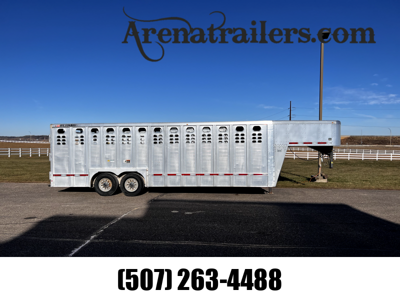 Livestock Trailers | Arena Trailer Sales | MN Horse Trailer Dealer in ...