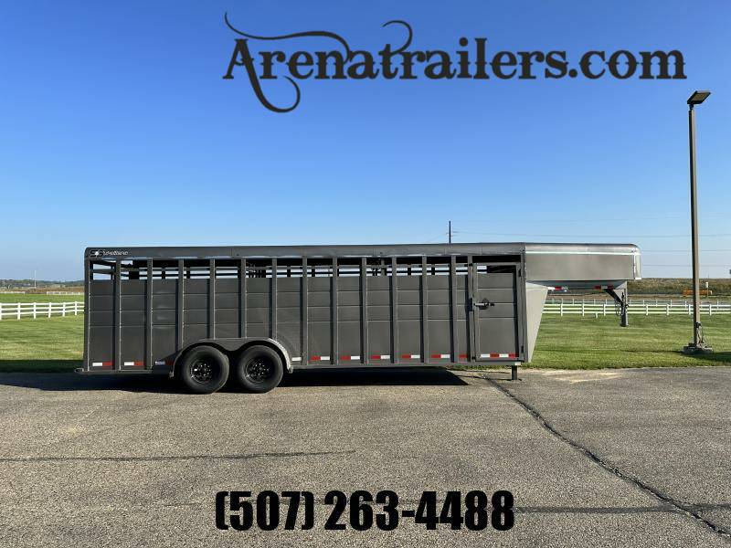 Livestock Trailers | Arena Trailer Sales | MN Horse Trailer Dealer in ...