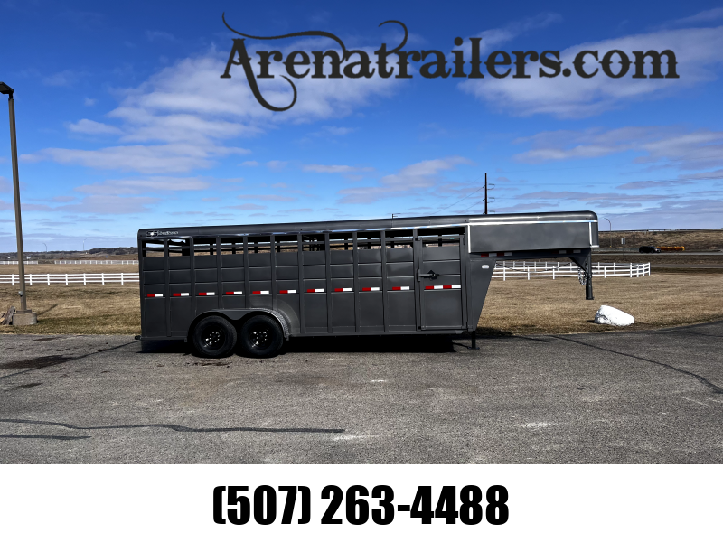 Livestock Trailers | Arena Trailer Sales | MN Horse Trailer Dealer in ...