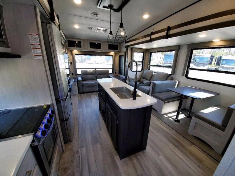 2021 Keystone RV SPRINTER 3570LFT in Calera, AL | Trailer Trader