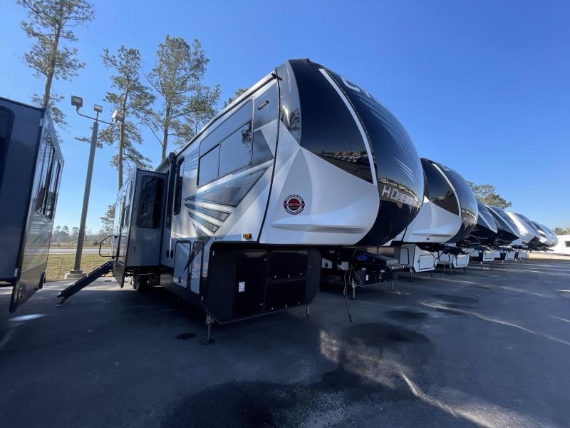 2022 Heartland RV CYCLONE 4006 | Near Me