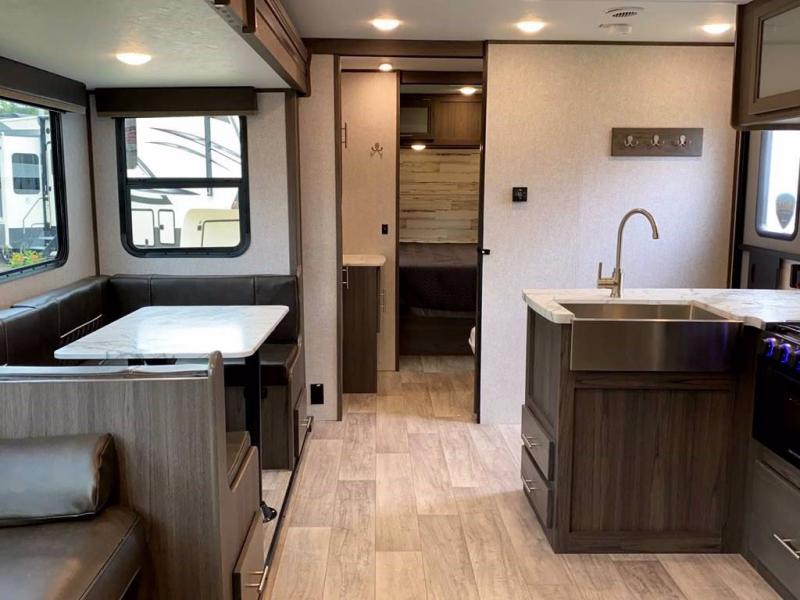 2021 Dutchmen Mfg KODIAK 296BHSL in Hammond, LA | Trailer Trader