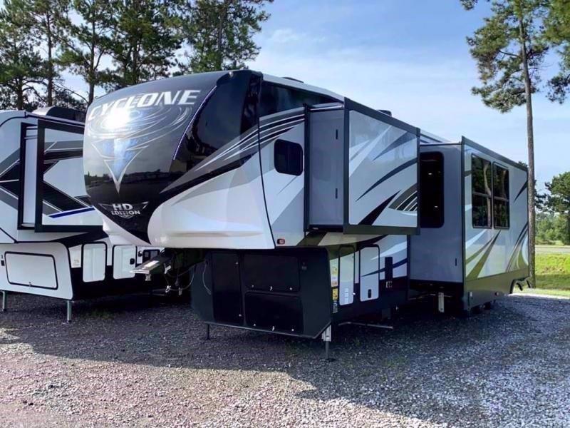 2021 Heartland RV CYCLONE 4270 in Breaux Bridge, LA | Trailer Trader