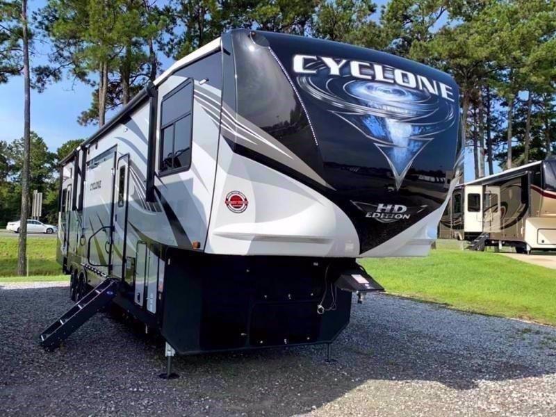 2021 Heartland RV CYCLONE 4270 in Breaux Bridge, LA | Trailer Trader