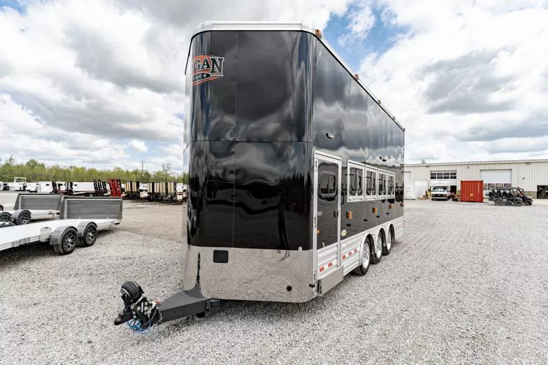 2023 Logan Coach RIOT 4H BP CUSTOM STACKER Horse Trailer in North ...